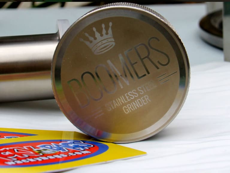 Wacky Willys 4PC STAINLESS STEEL WEED GRINDER - Wacky Willys